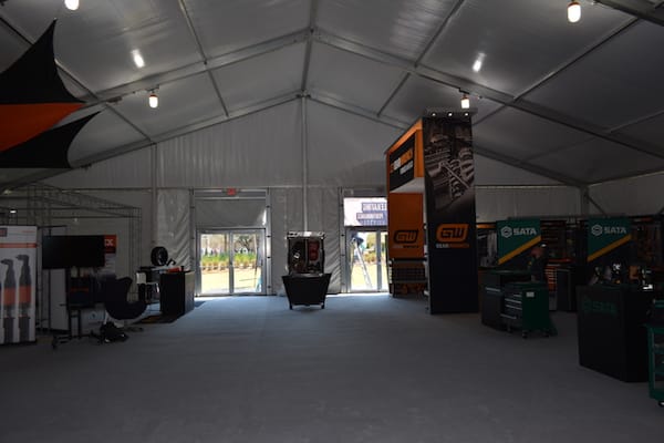Tents for Retail & Corporate Events | National Event Rentals - 800-424-TENT